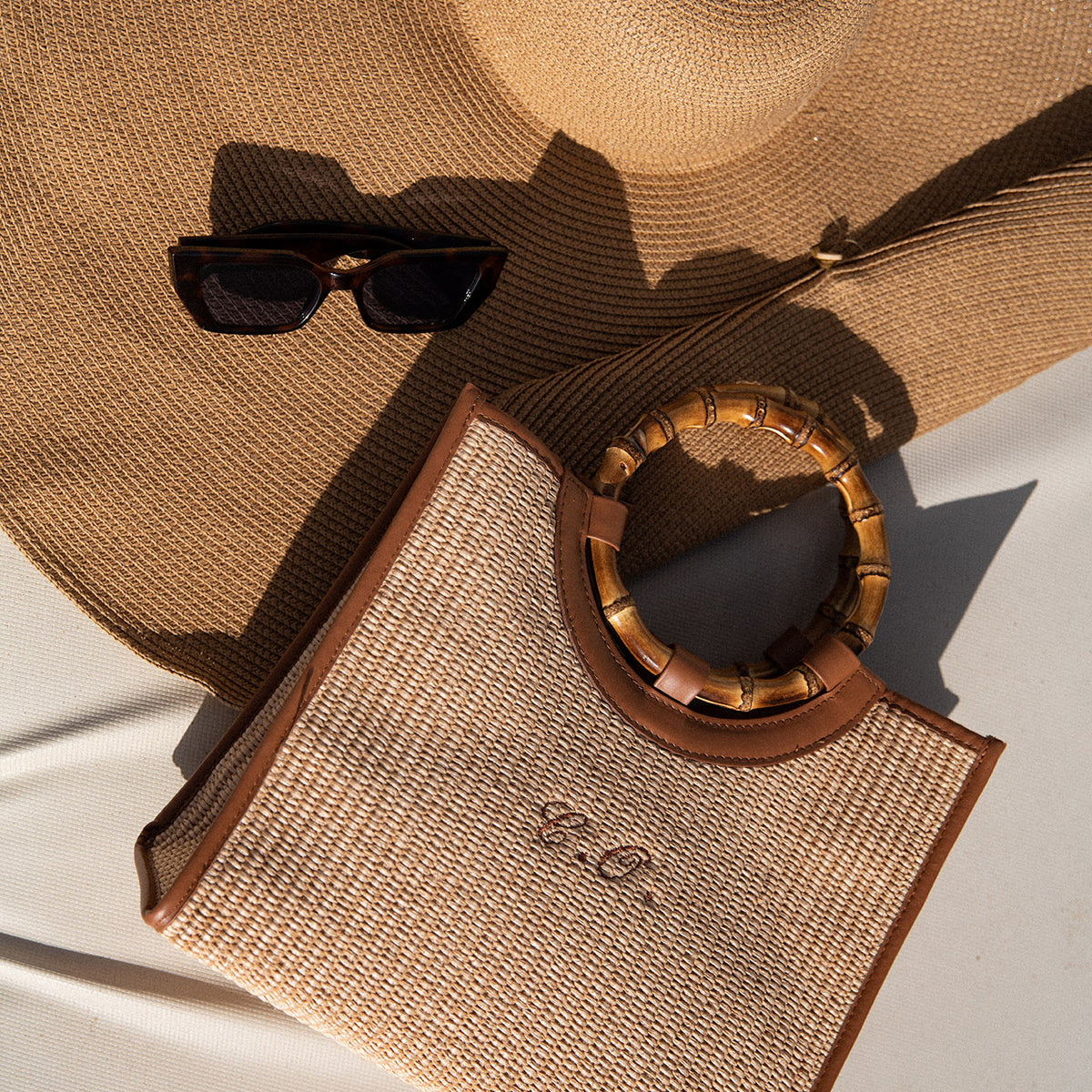 Choosing the Right Bag Color: A Style Matching Guide | My Style Bags